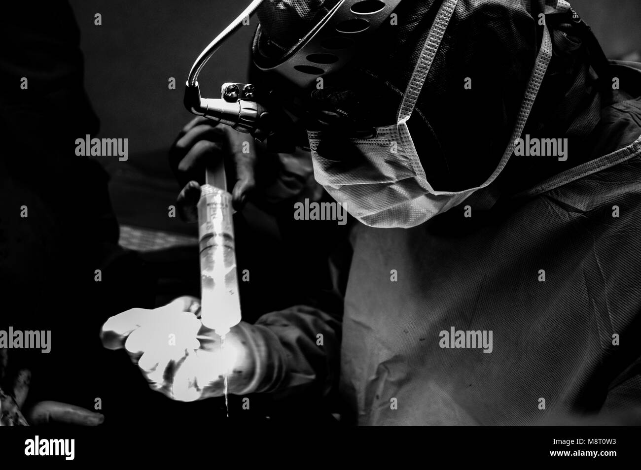 Surgeons at work Stock Photo - Alamy