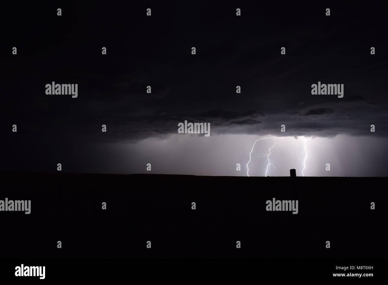Multiple Lightning Strikes Stock Photos & Multiple Lightning Strikes ...