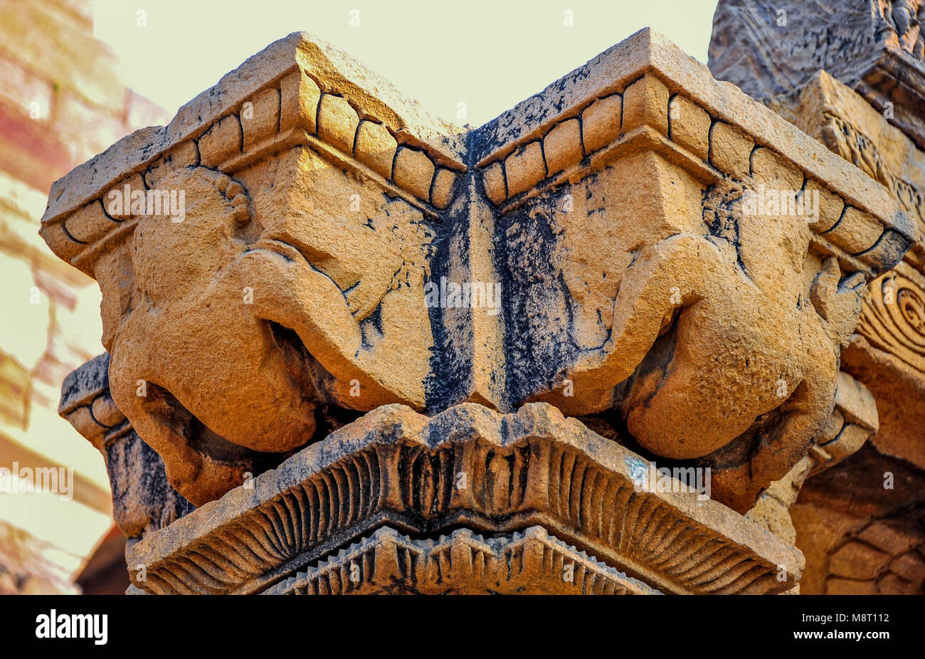Human tower india hi-res stock photography and images - Alamy