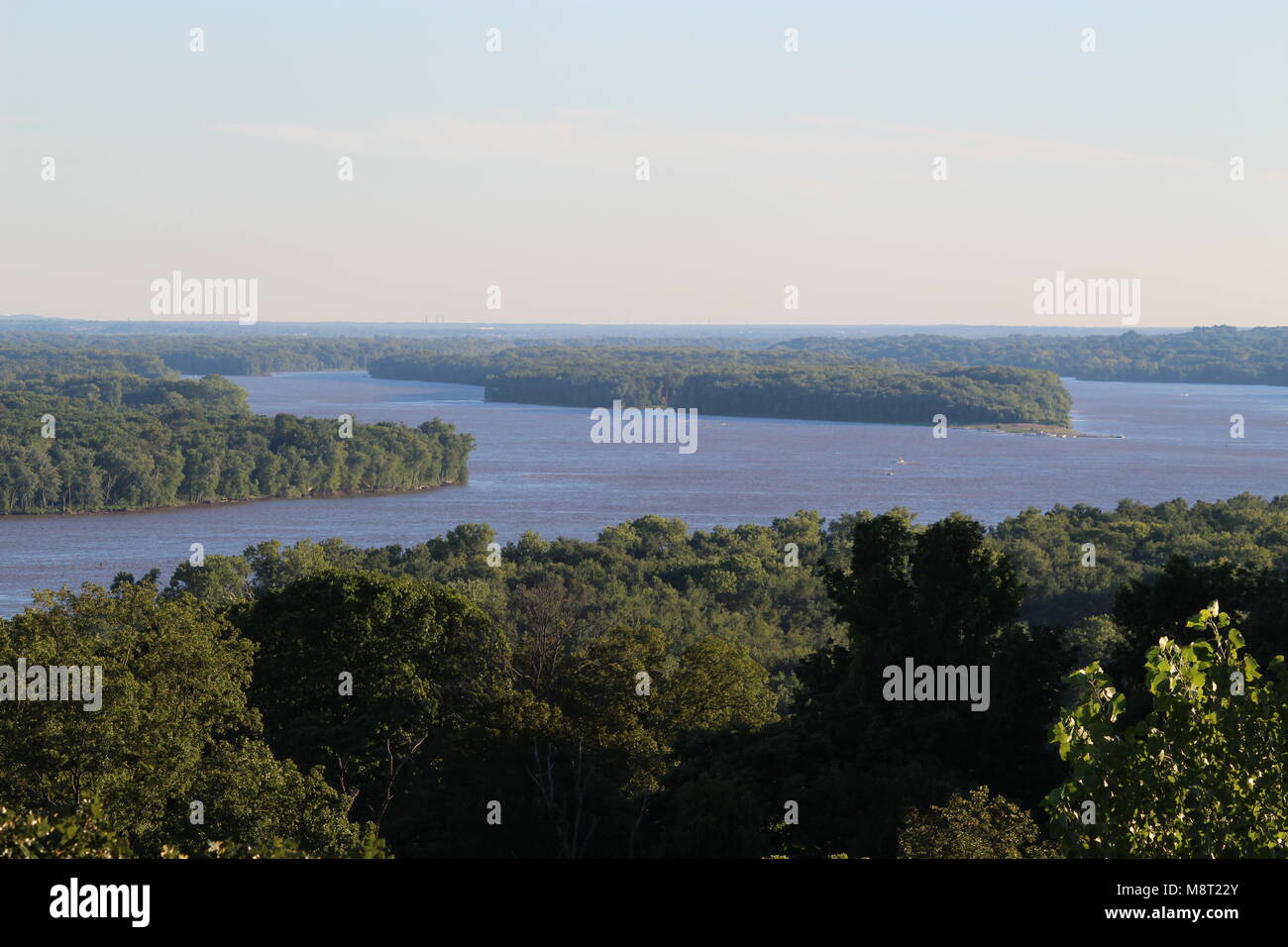 Convergence hi-res stock photography and images - Alamy