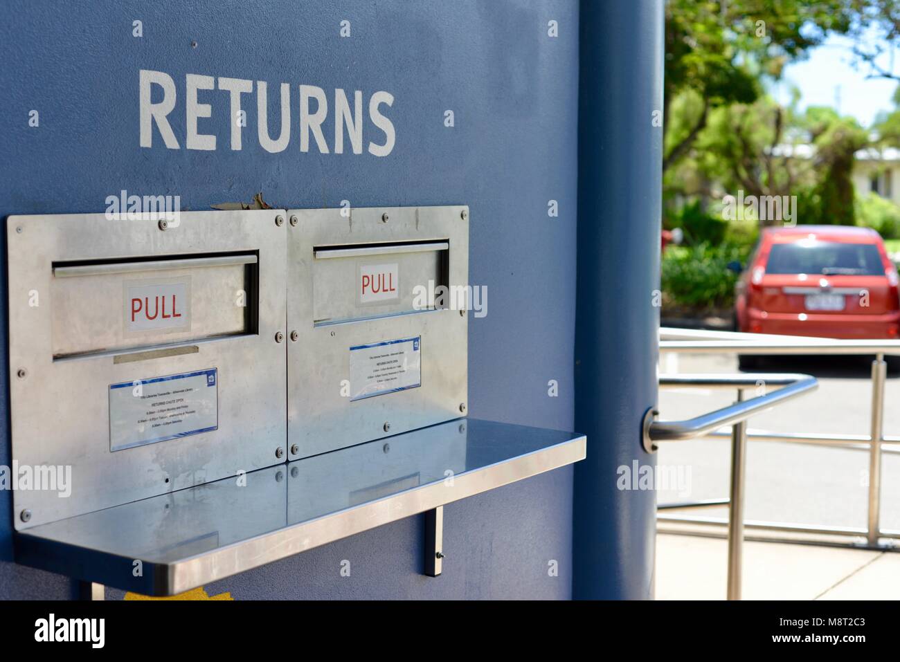 Book Returns box at a library, CityLibraries Aitkenvale, Townsville ...