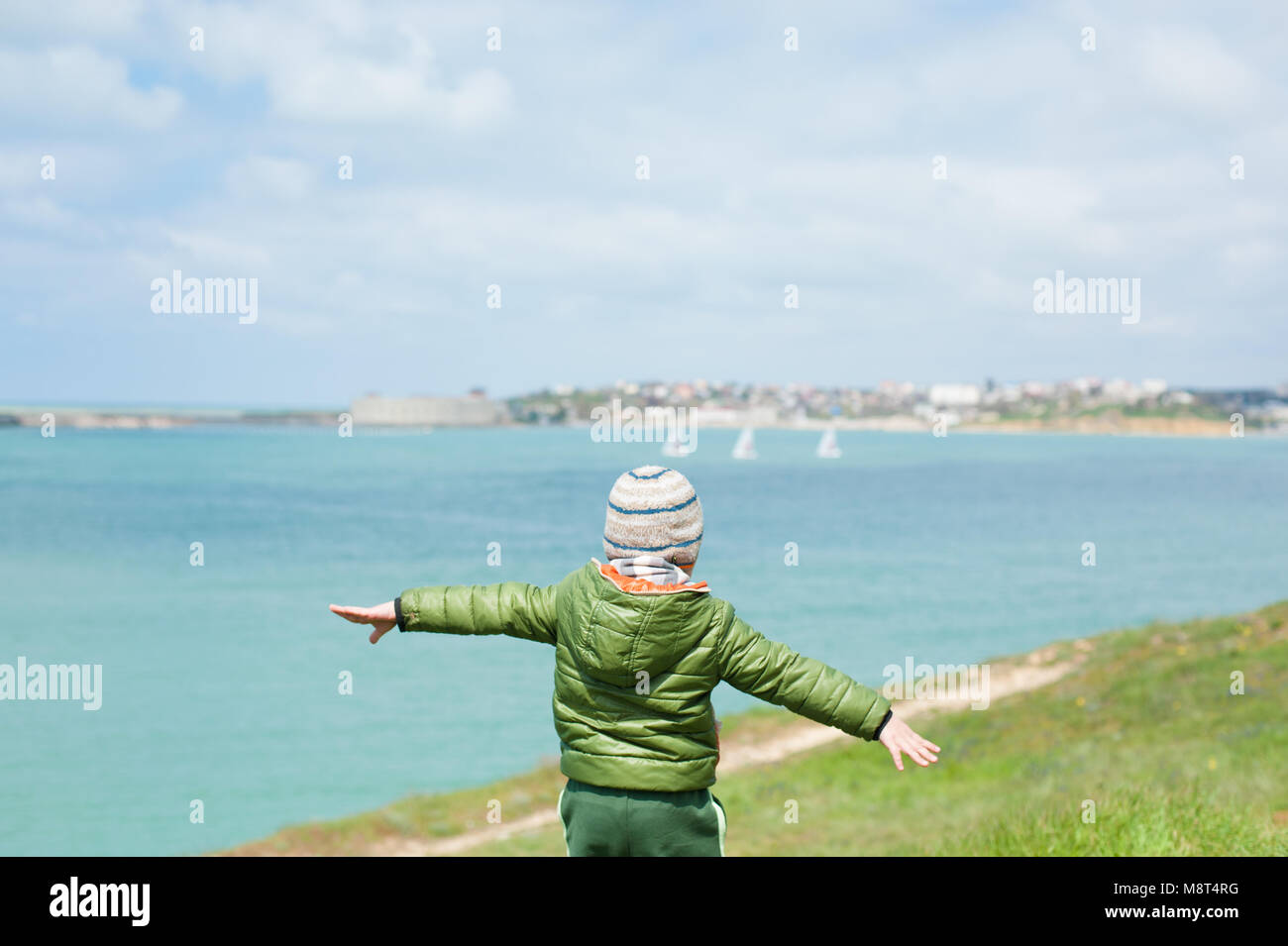 Scarf wind hand hi-res stock photography and images - Alamy