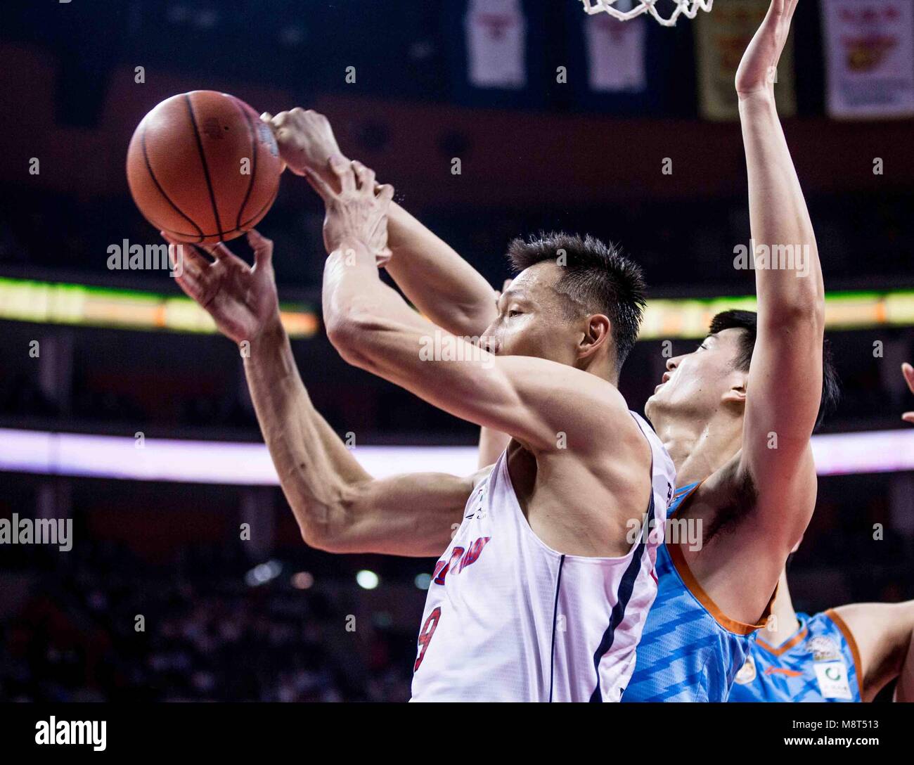 The Xinjiang Flying Tigers Basketball Team defeats Guangdong Tigers 95 ...