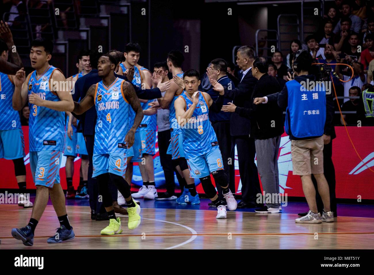The Xinjiang Flying Tigers Basketball Team defeats Guangdong Tigers 95 ...