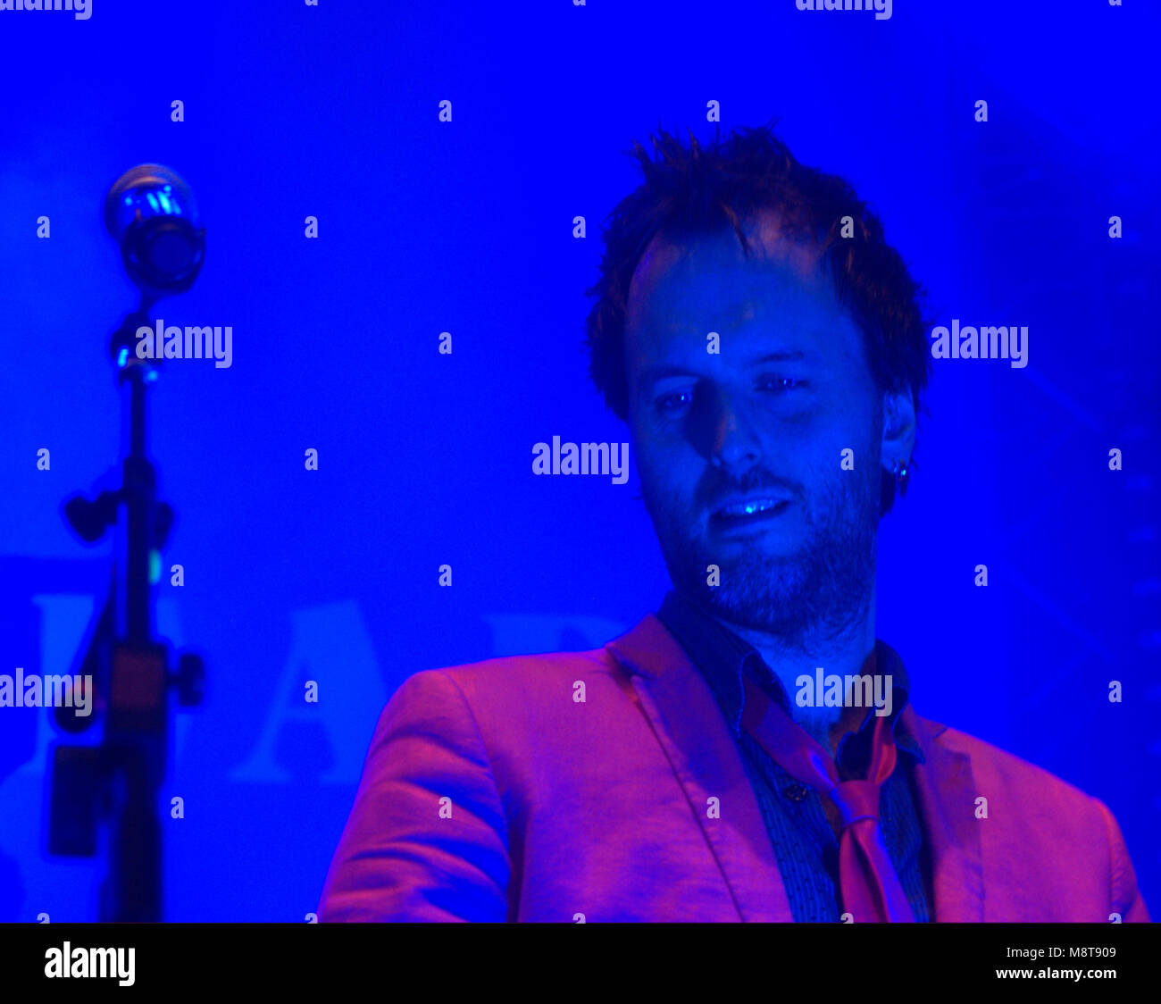 Bellowhead band hi-res stock photography and images - Alamy