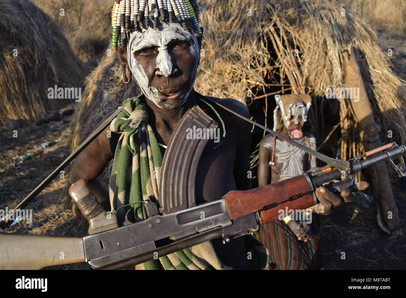 Kalashnikov african hi-res stock photography and images - Alamy