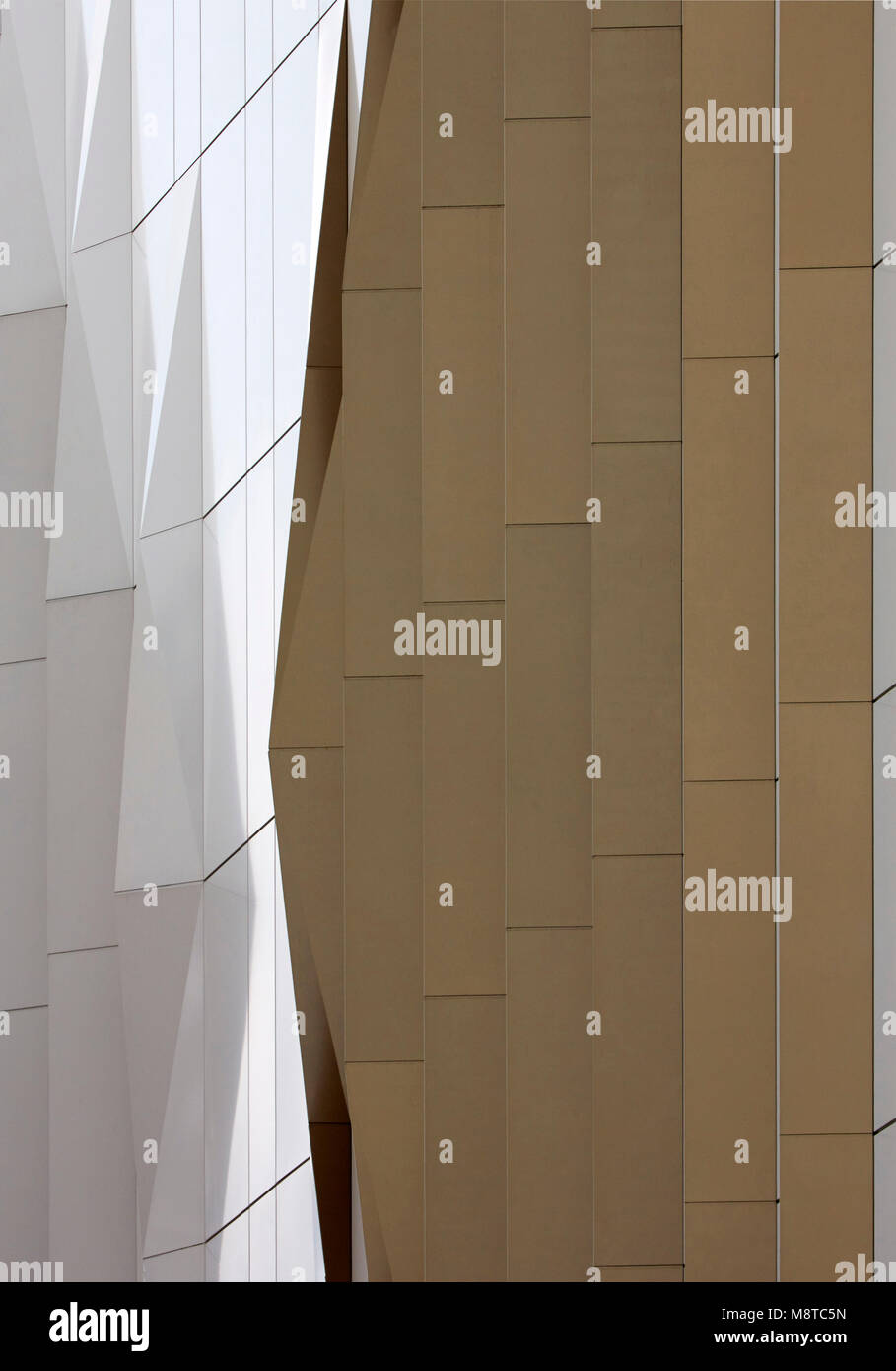 Rainscreen cladding hi-res stock photography and images - Alamy