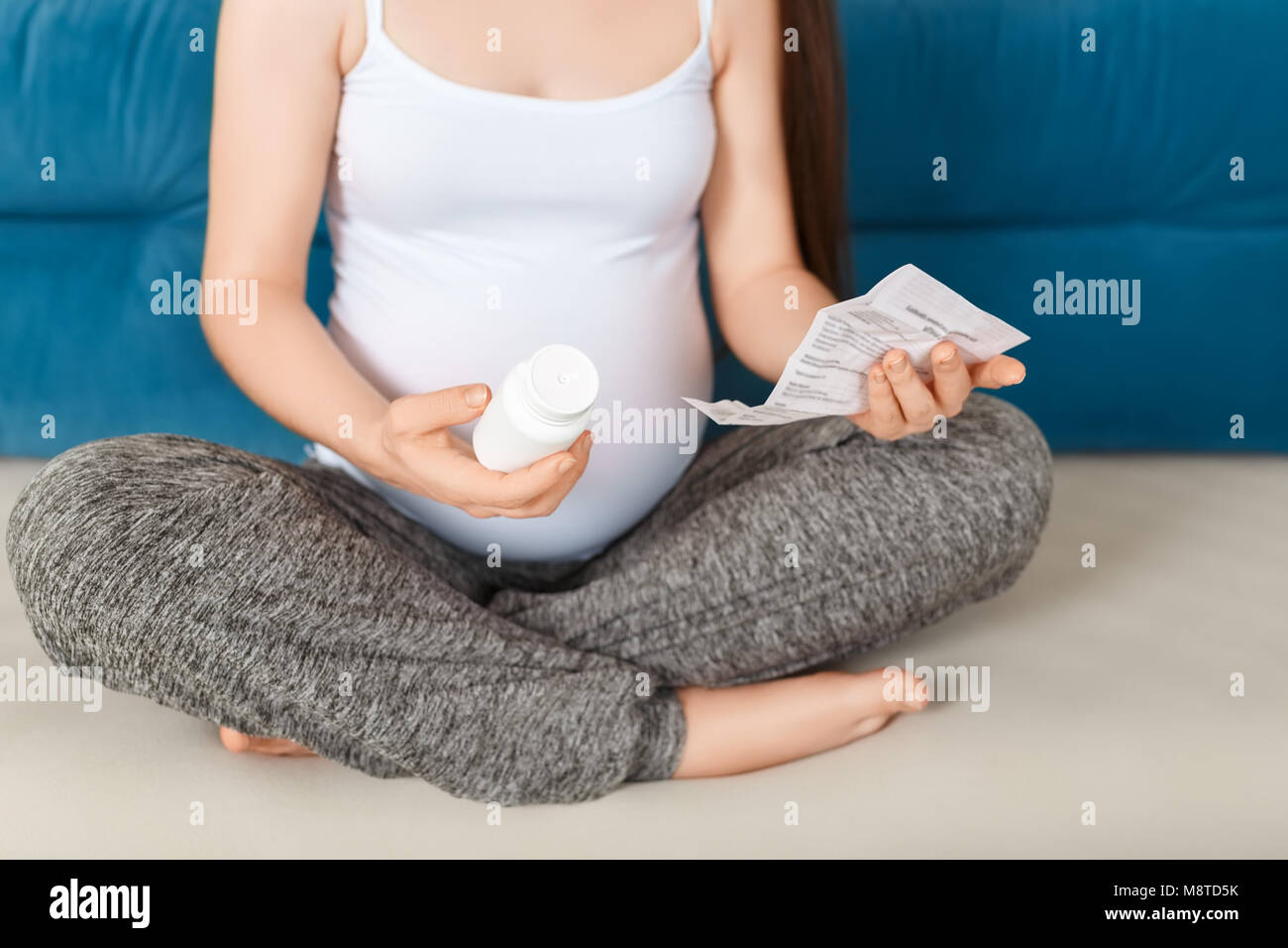 Prescription pregnant woman hi-res stock photography and images - Alamy