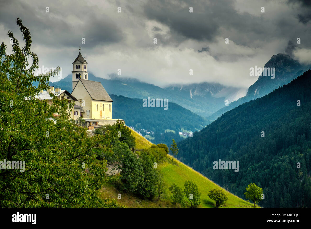 Colle santa lucia hi-res stock photography and images - Alamy