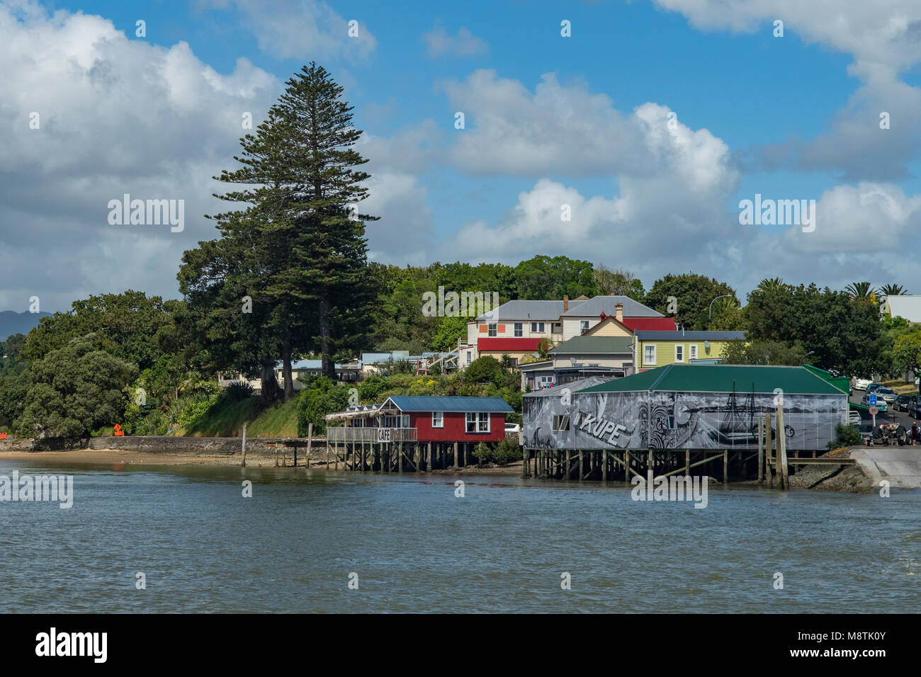 Rawene car ferry hi-res stock photography and images - Alamy