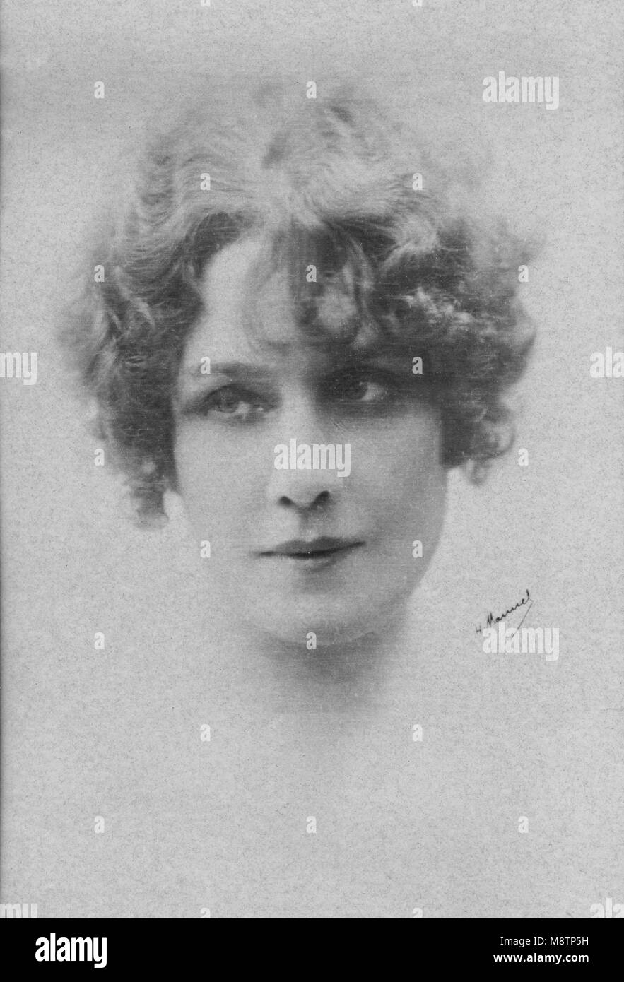 Portrait of Marguerite Carre ( 1880 - 1947 ) actor - photography by ...