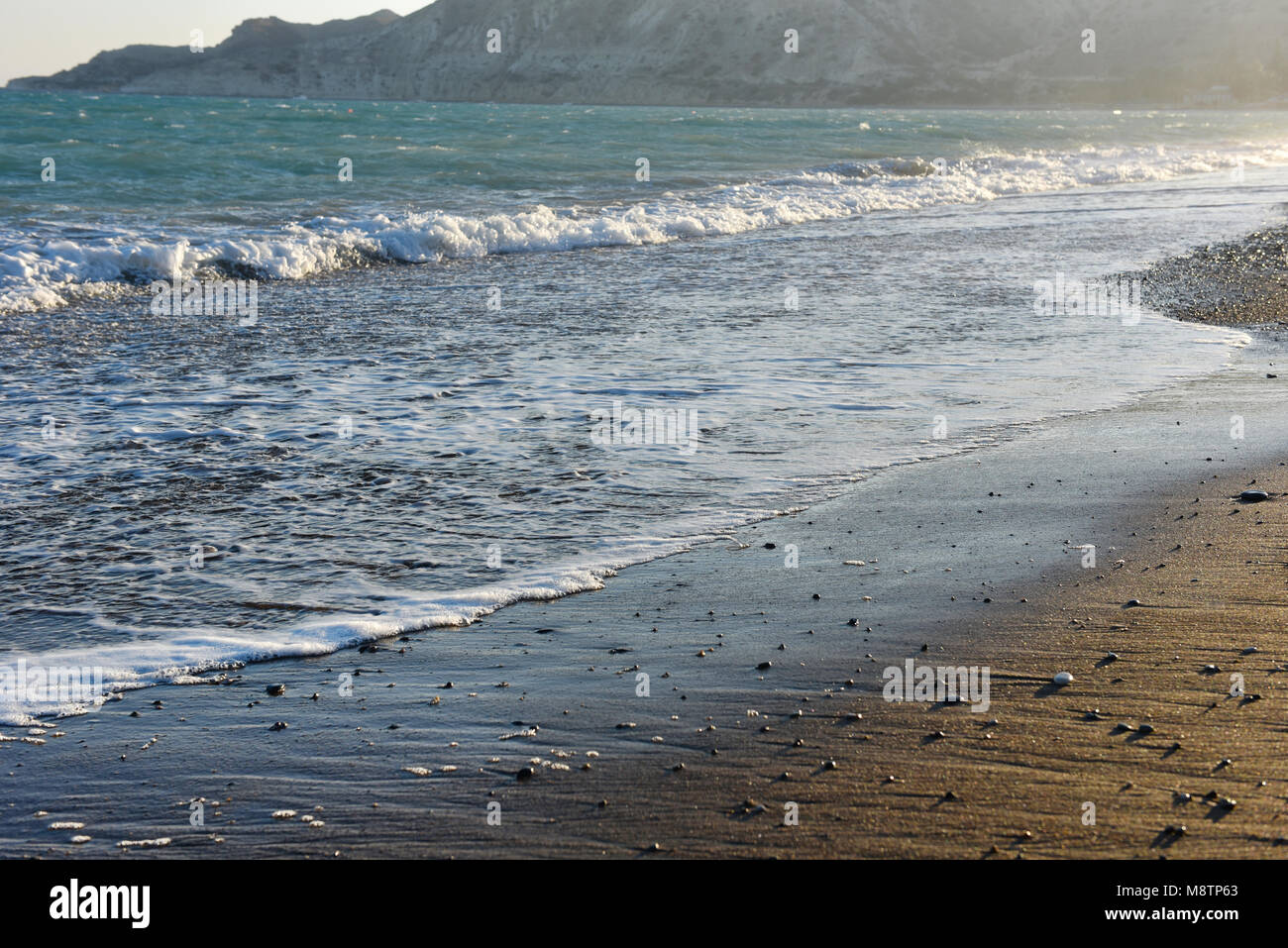 Sea waves washing shore resort hi-res stock photography and images - Alamy