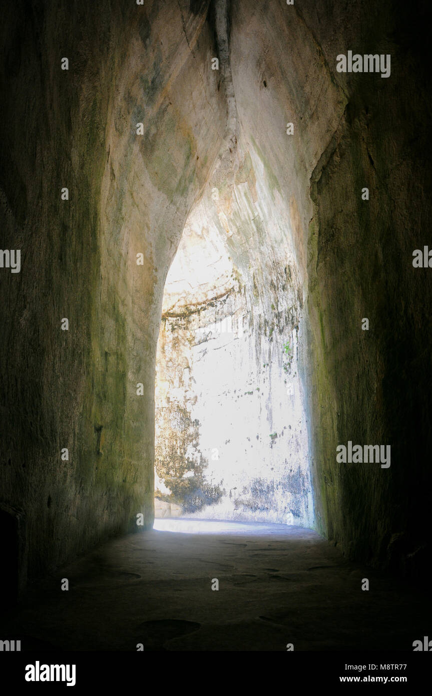 Great Cave of Deny's Ear in Syracuse Stock Photo - Alamy
