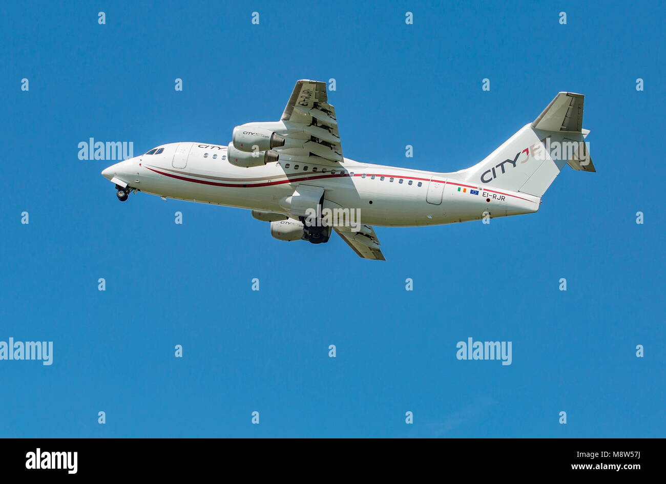 Various aircraft freighters and commercial Stock Photo - Alamy