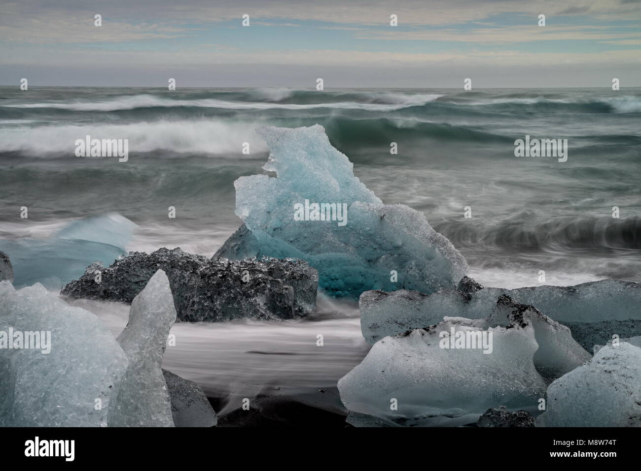 Black and white cold beach hi-res stock photography and images - Alamy