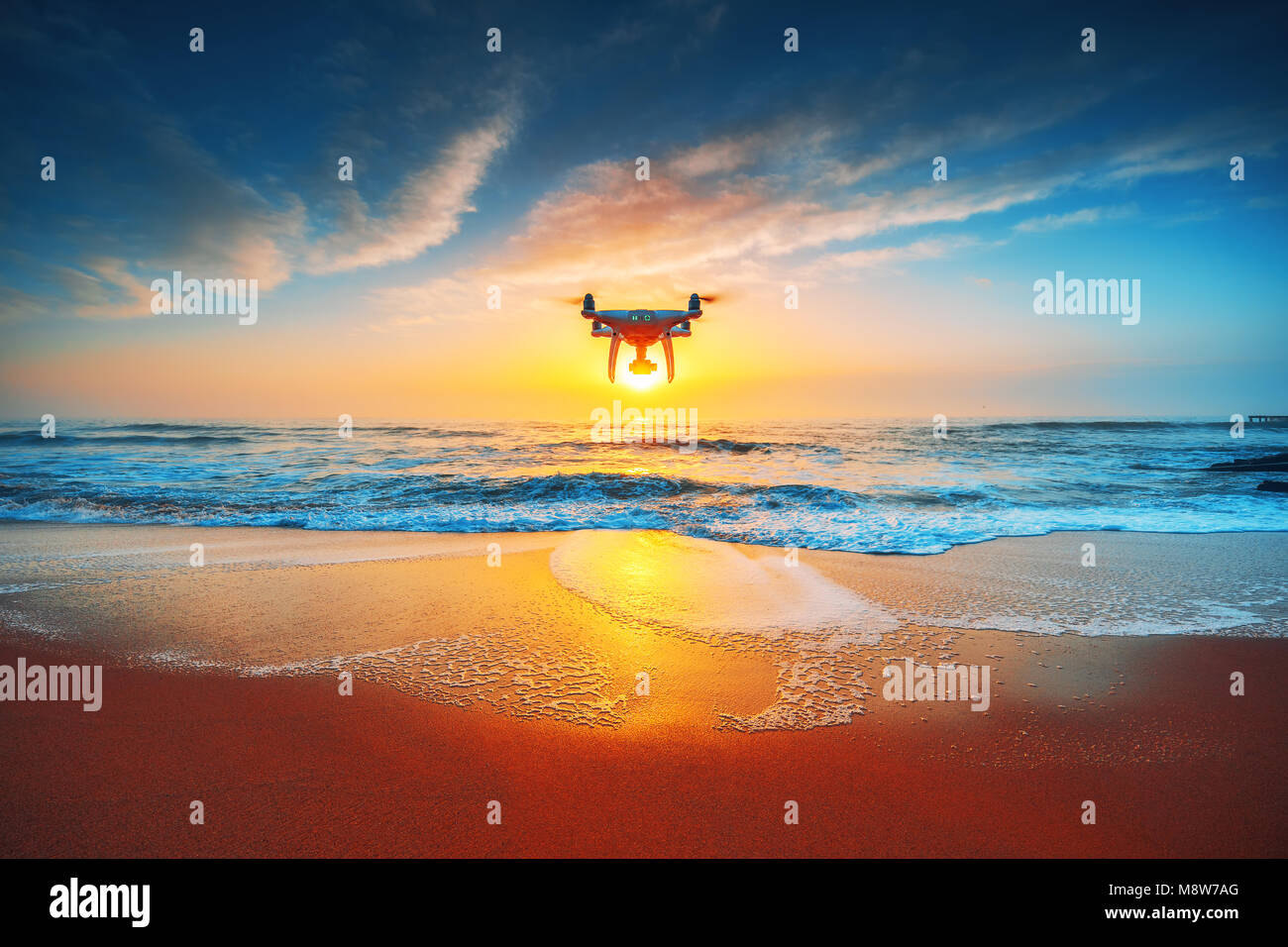 Flying to the sun hi-res stock photography and images - Alamy