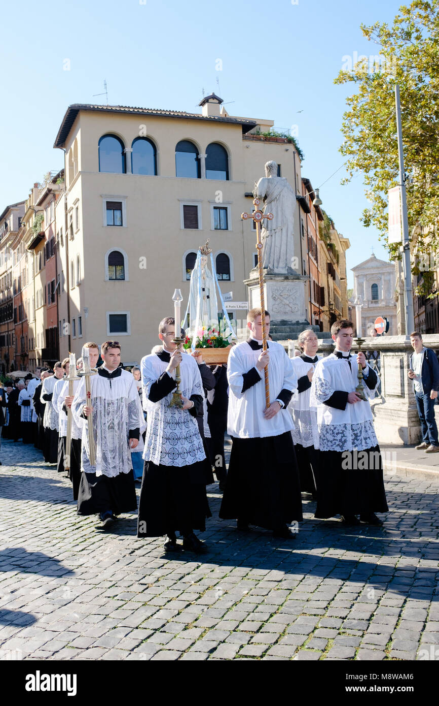 Ancient christian monks praying hi-res stock photography and images - Alamy