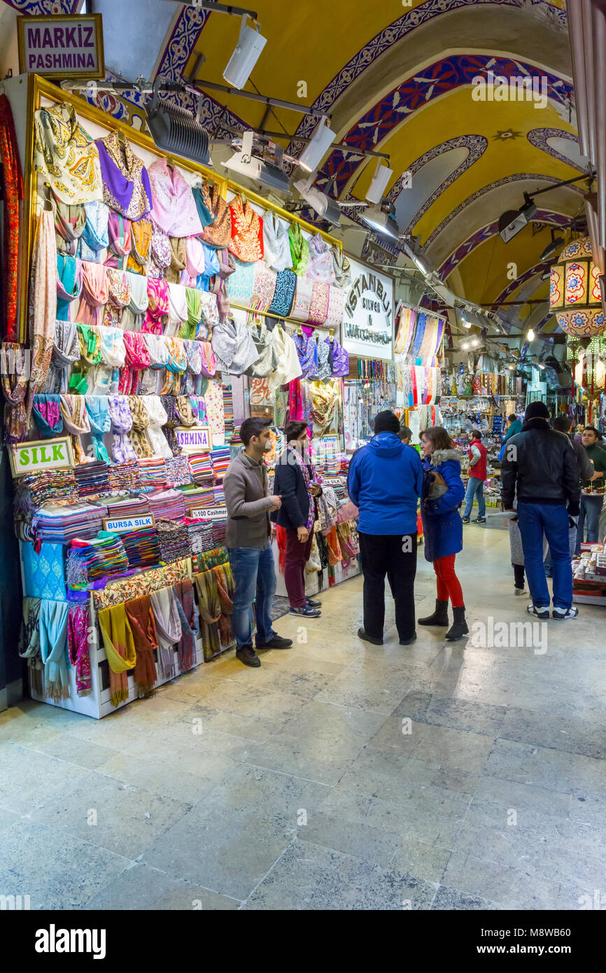 An Istanbul Market Stock Photo - Alamy