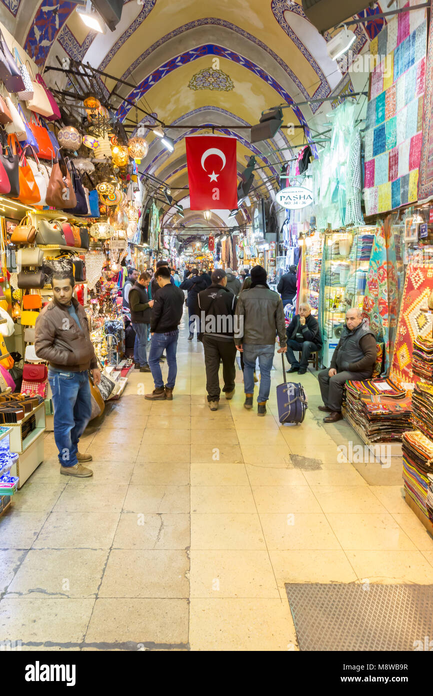 An Istanbul Market Stock Photo - Alamy