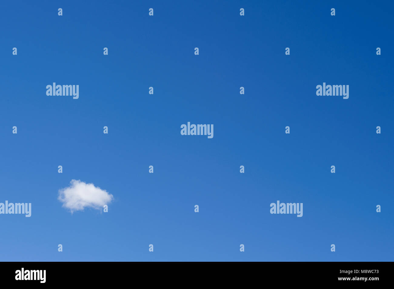 Single cumulus cloud Stock Photo - Alamy