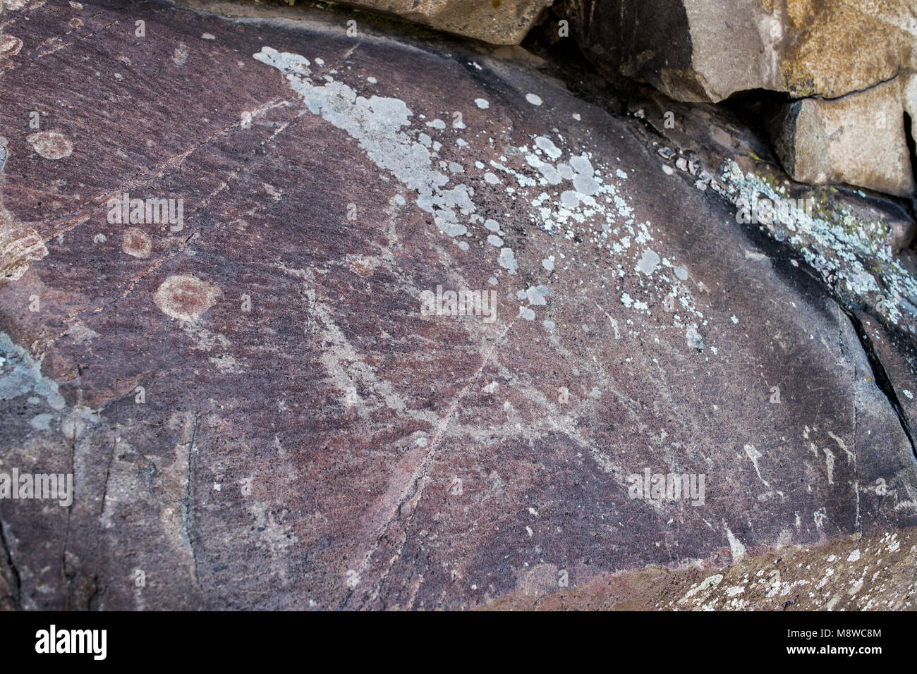 Tracing native rock painting art Stock Photo - Alamy