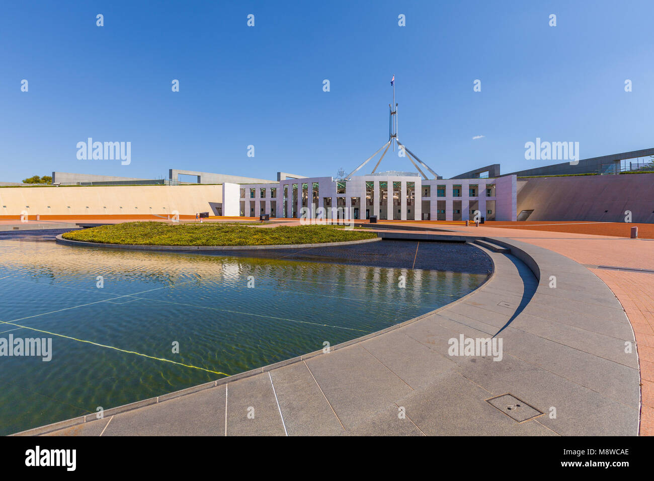 Canberra parliament water hi-res stock photography and images - Alamy