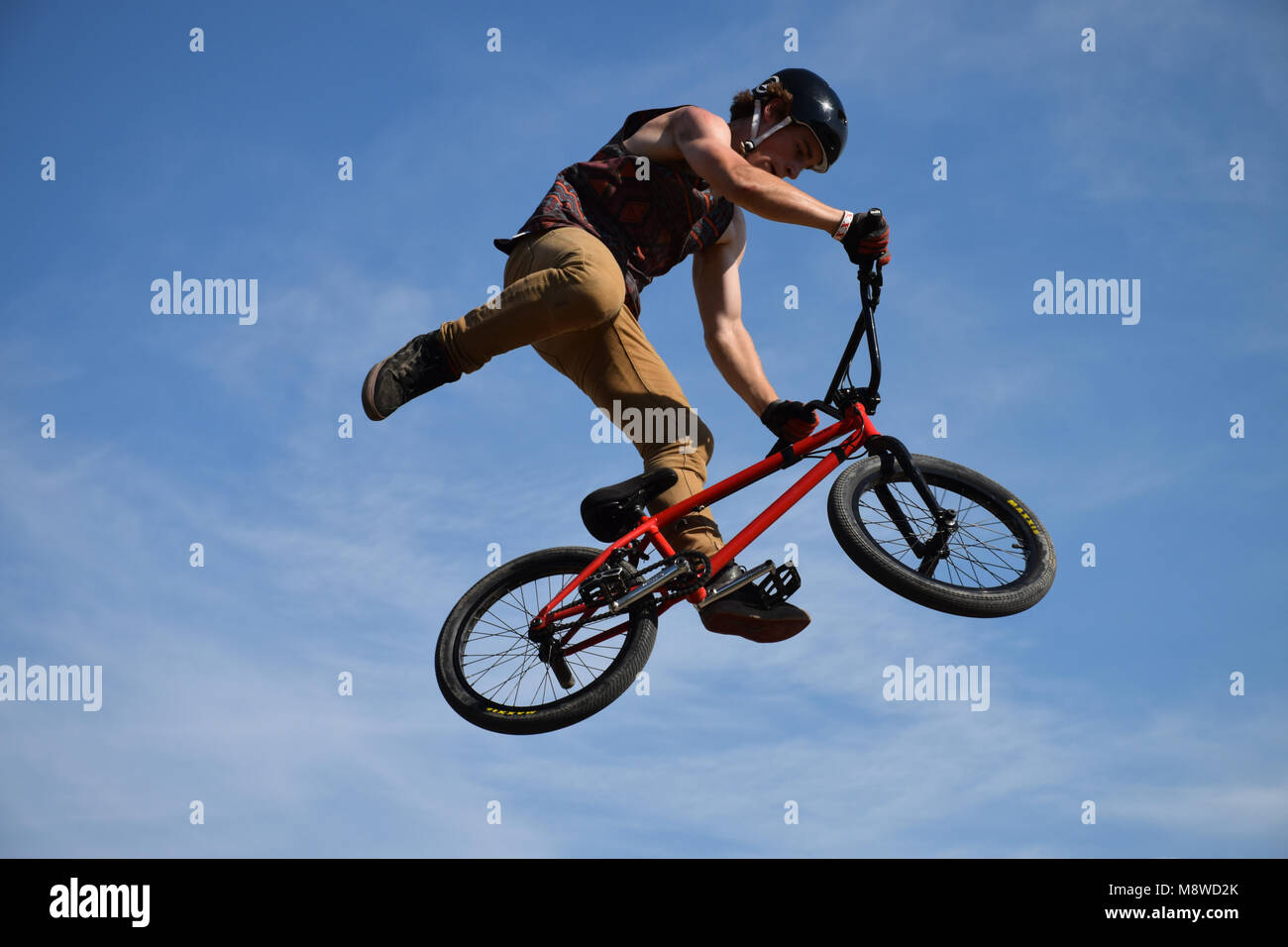 Flying with a bicycle - Cycling is a heart-powered mode of ...