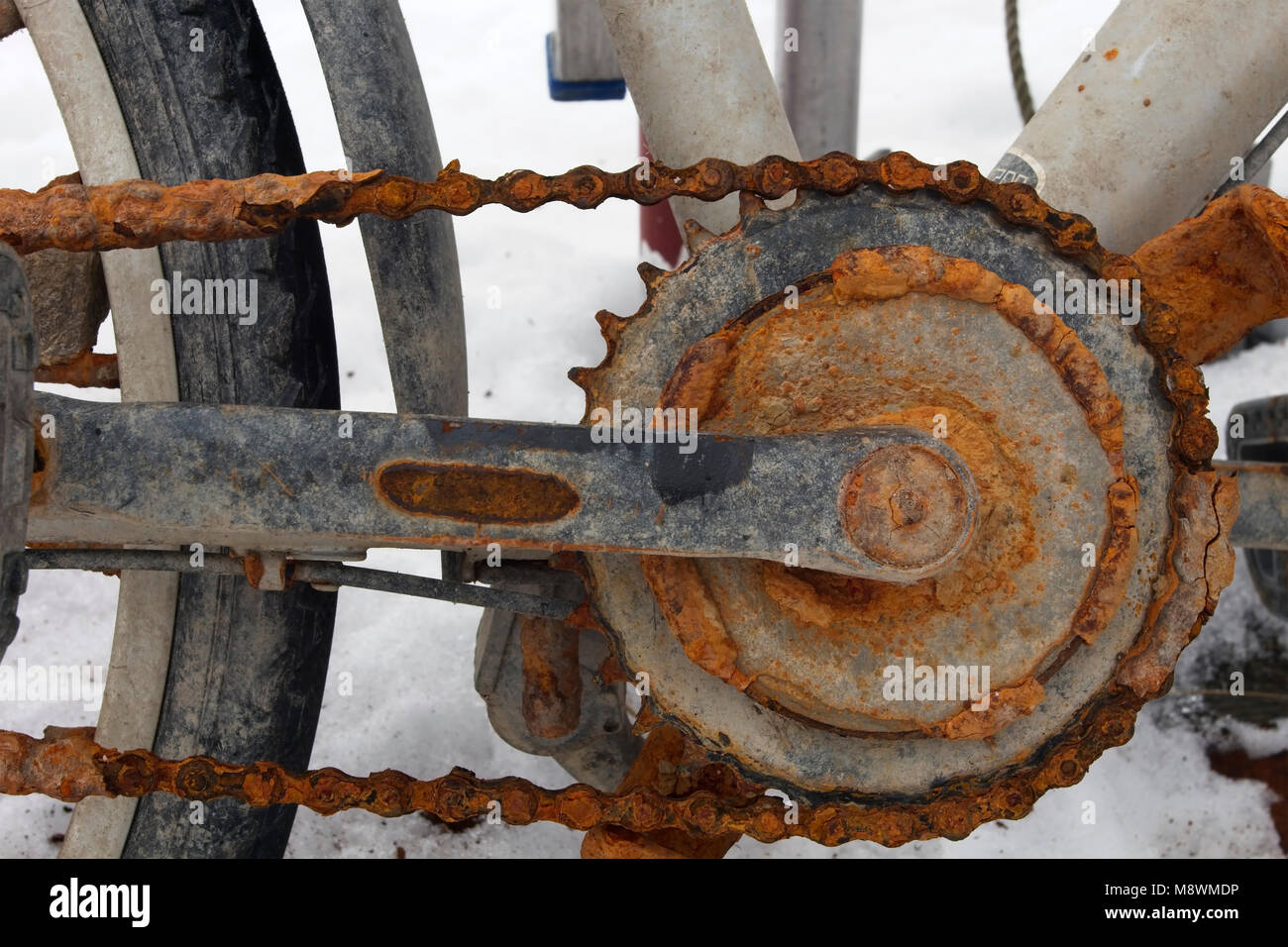 rusty bicycle outdoors Stock Photo - Alamy