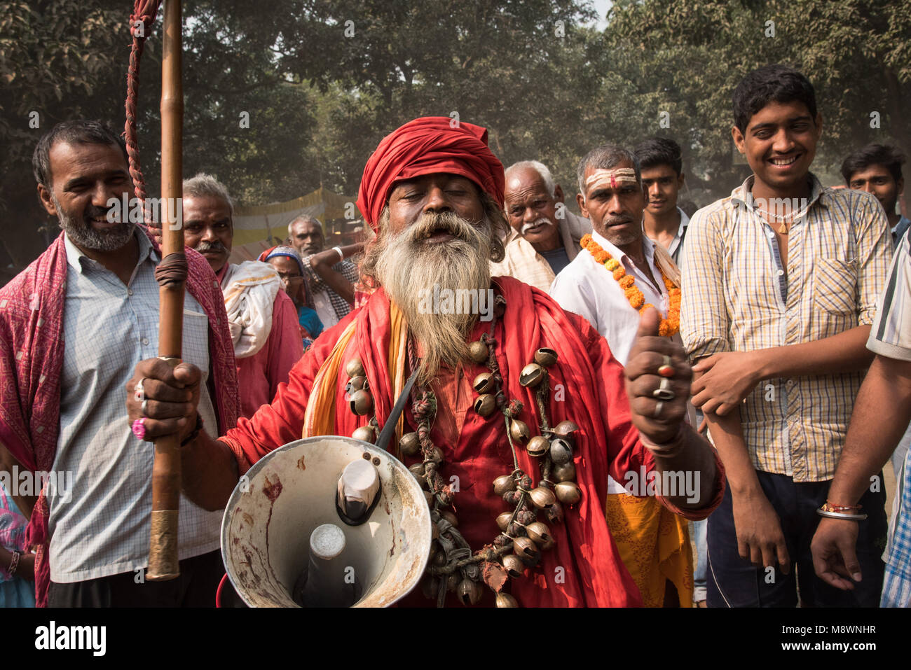 A traditional entertainer at the trading fair, Sonepur Mela, Sonepur ...
