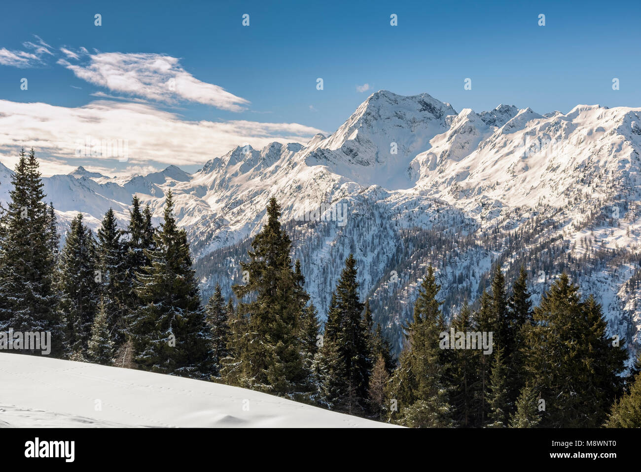 Alpin mountain landscape with snow Stock Photo - Alamy