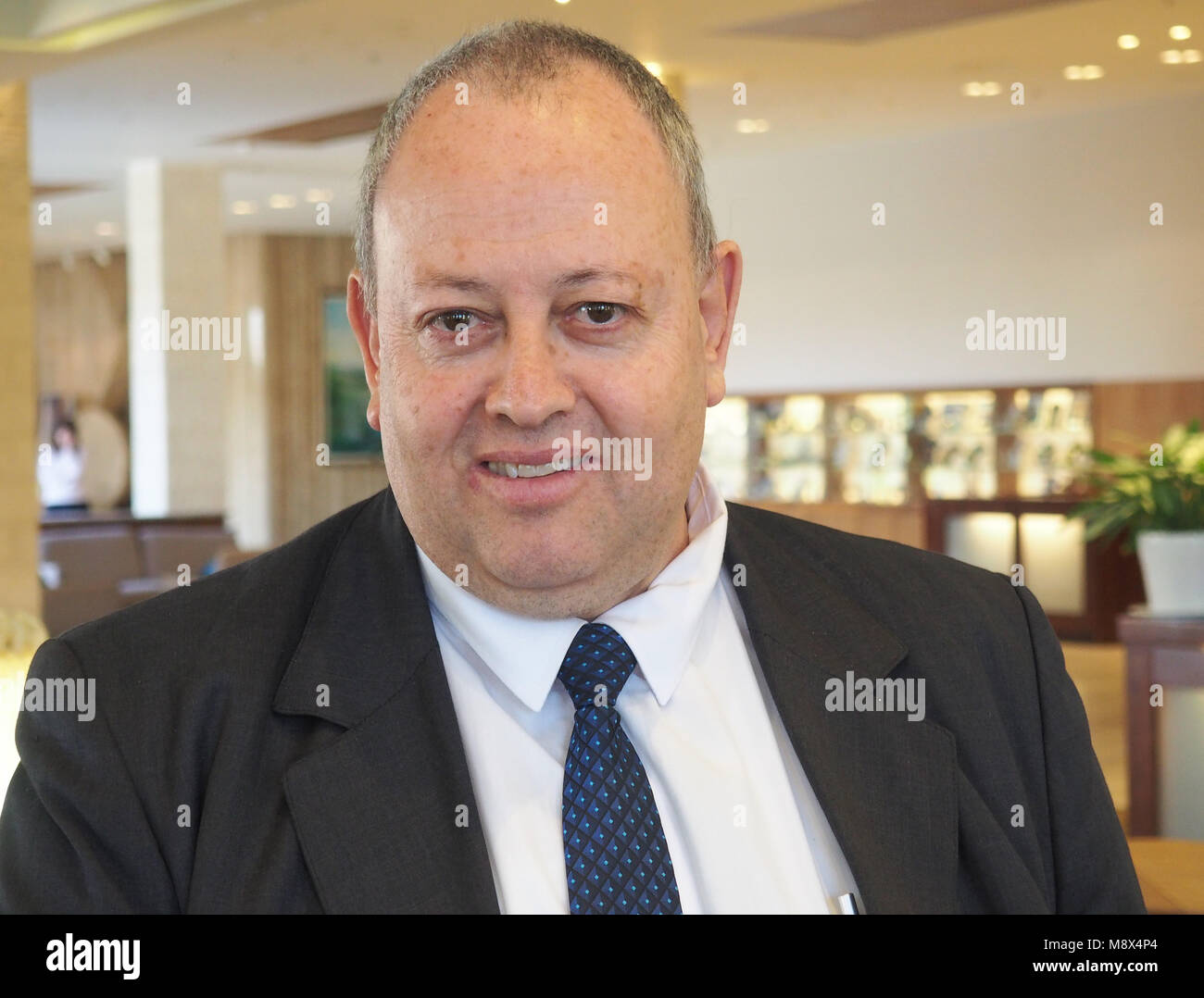 Israel jerusalem bread in arab hi-res stock photography and images - Alamy