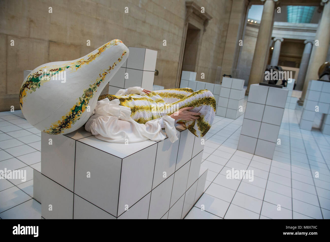 Anthea hamilton hi-res stock photography and images - Alamy