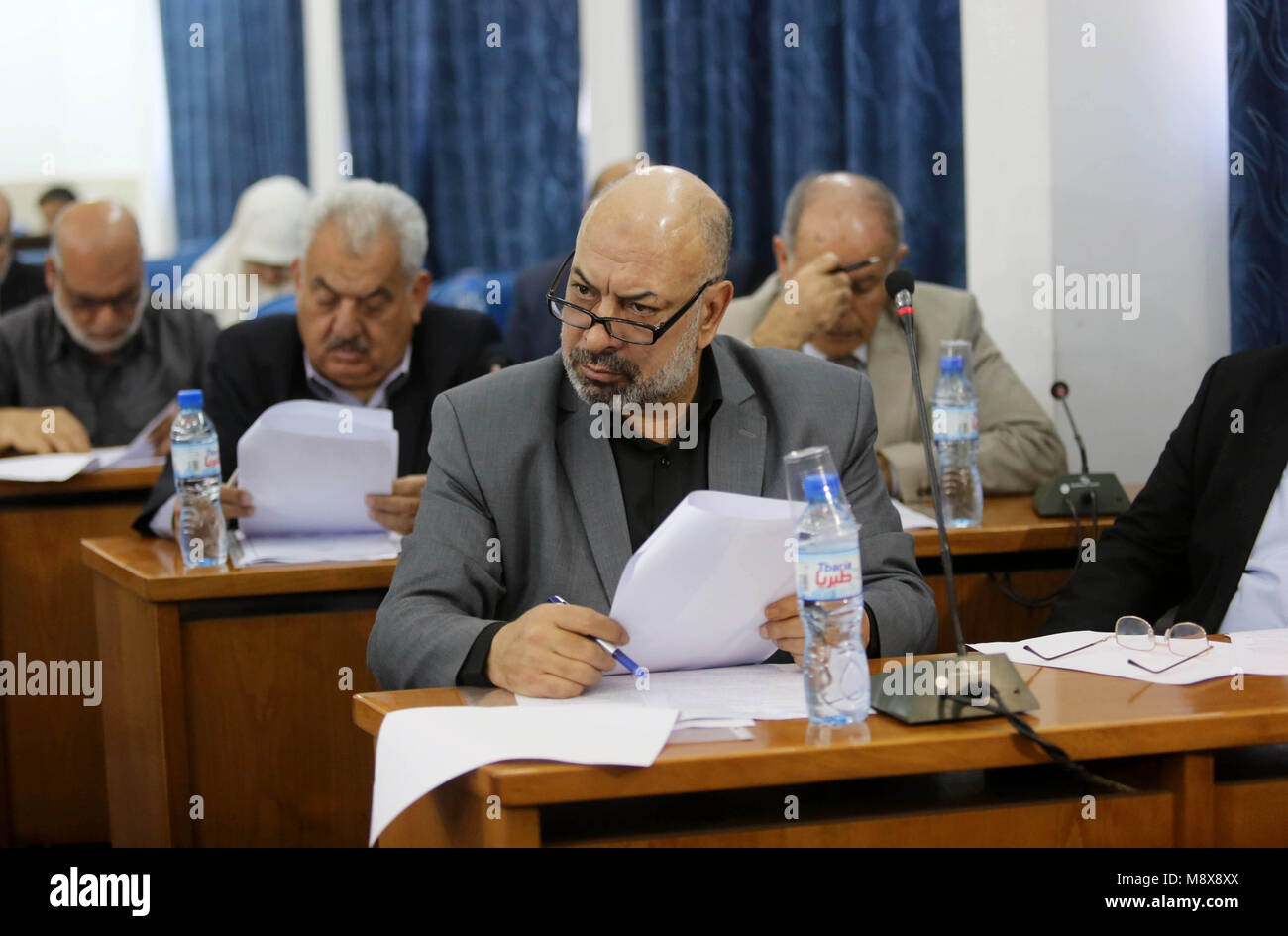 Gaza City, Gaza Strip, Palestinian Territory. 21st Mar, 2018. Members ...