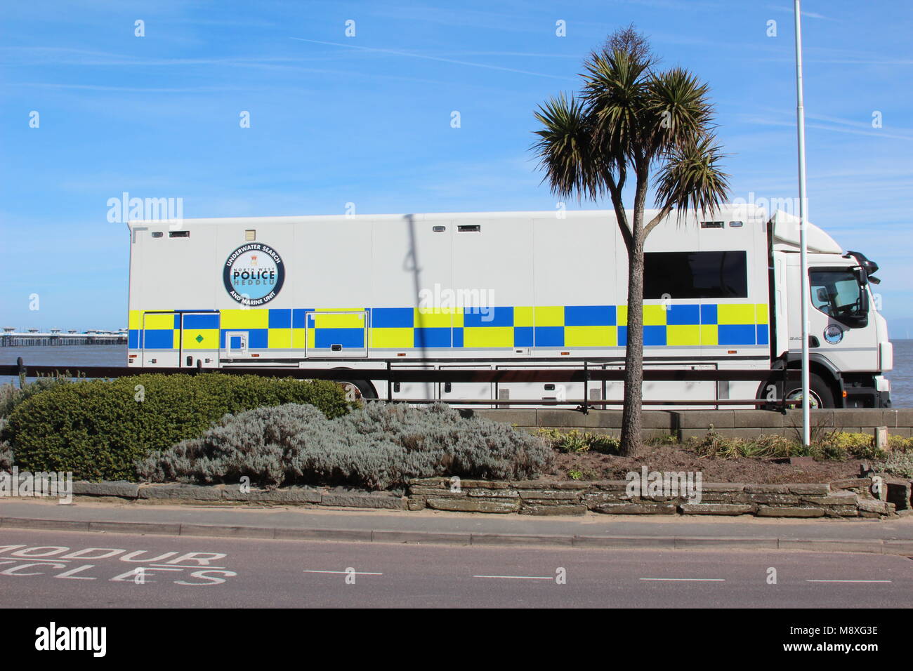 Police underwater search van Stock Photo - Alamy
