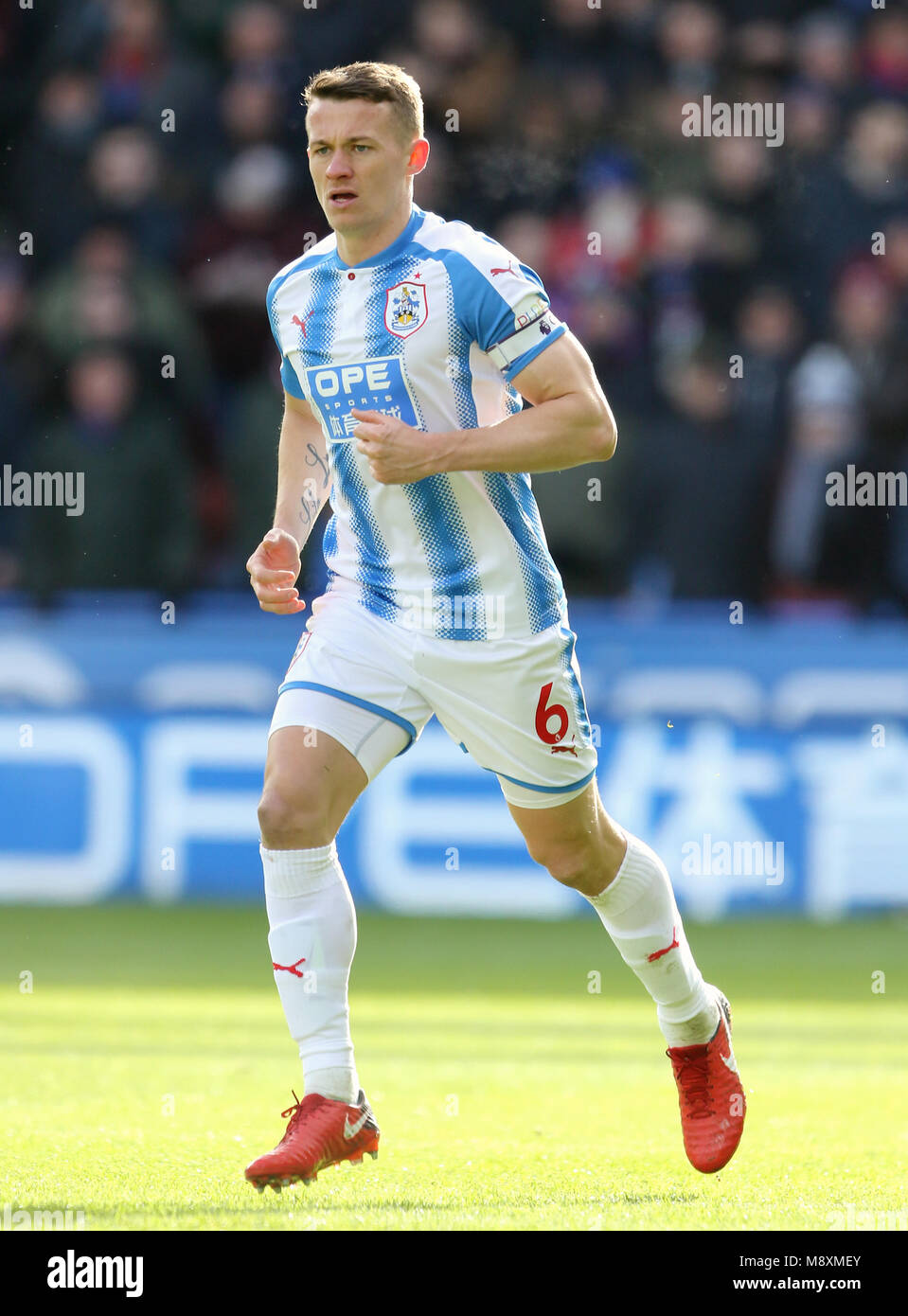 Huddersfield Town's Jonathan Hogg Stock Photo - Alamy