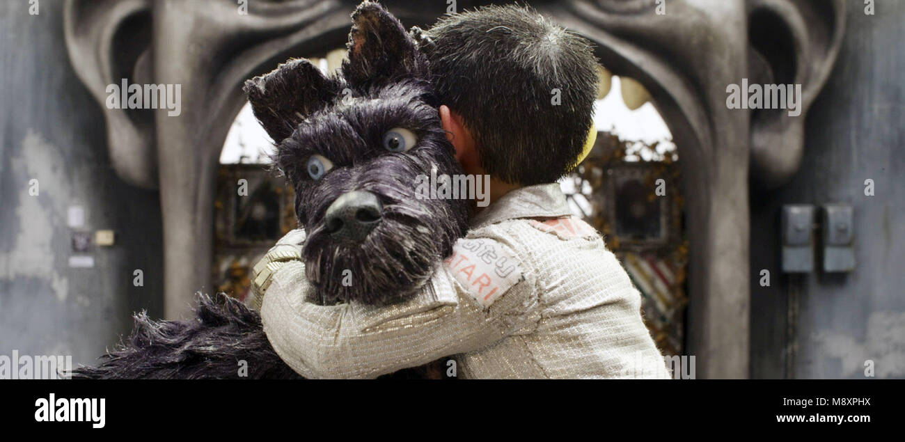 ISLE OF DOGS, from left: Chief (voice: Bryan Cranston), Atari (voice ...