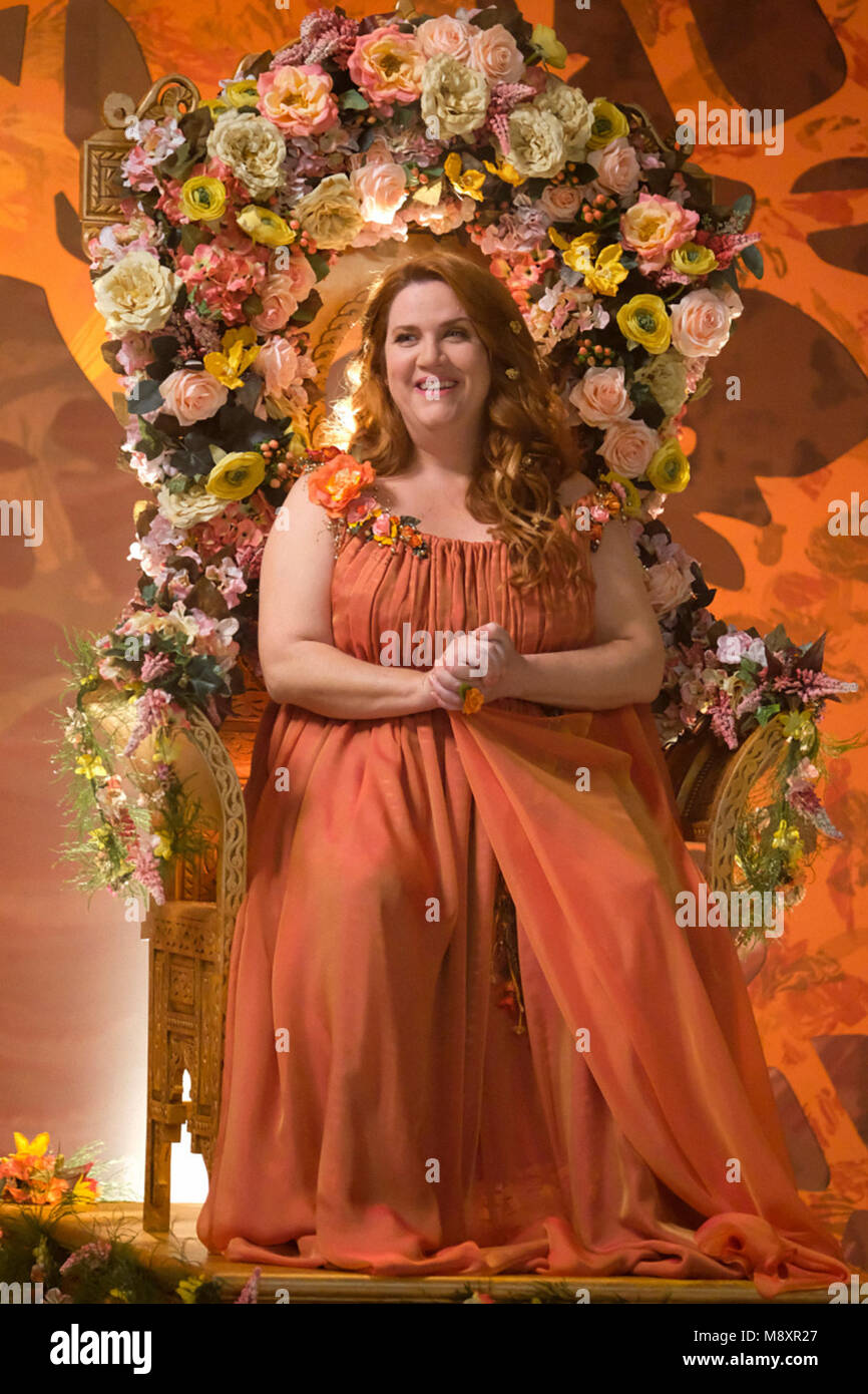 CRAZY EX-GIRLFRIEND, Donna Lynne Champlin in 'Nathaniel Is Irrelevant ...