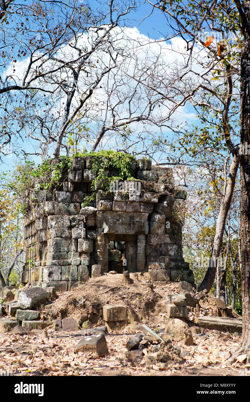 Koh Ker temple complex ruin, Cambodia Stock Photo - Alamy