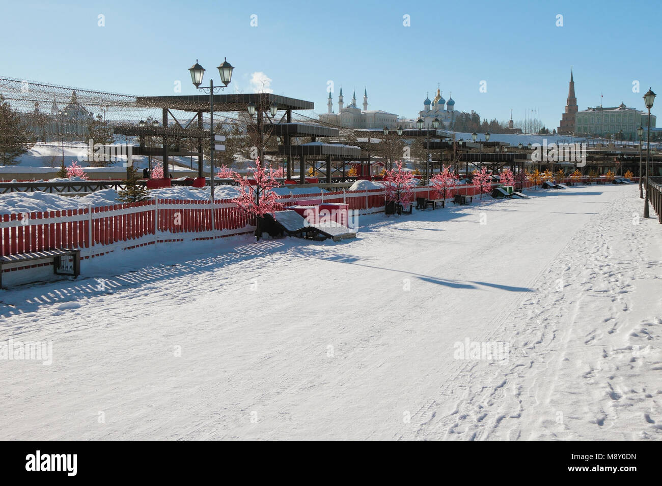 Pedestrian embankment recreation zone city hi-res stock photography and ...