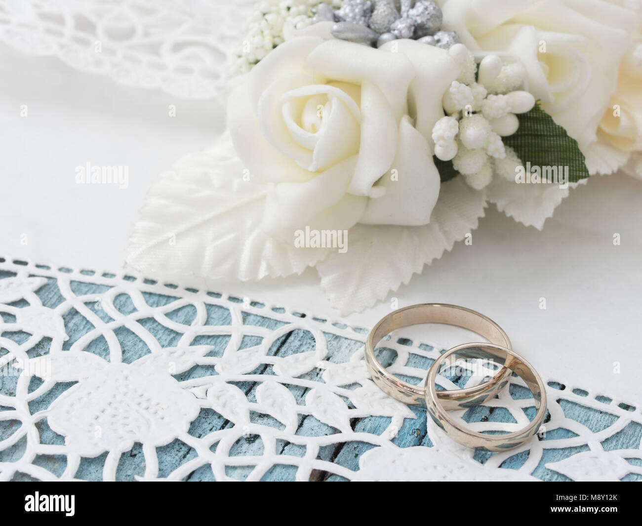 wedding rings in the decorative arrangement Stock Photo - Alamy