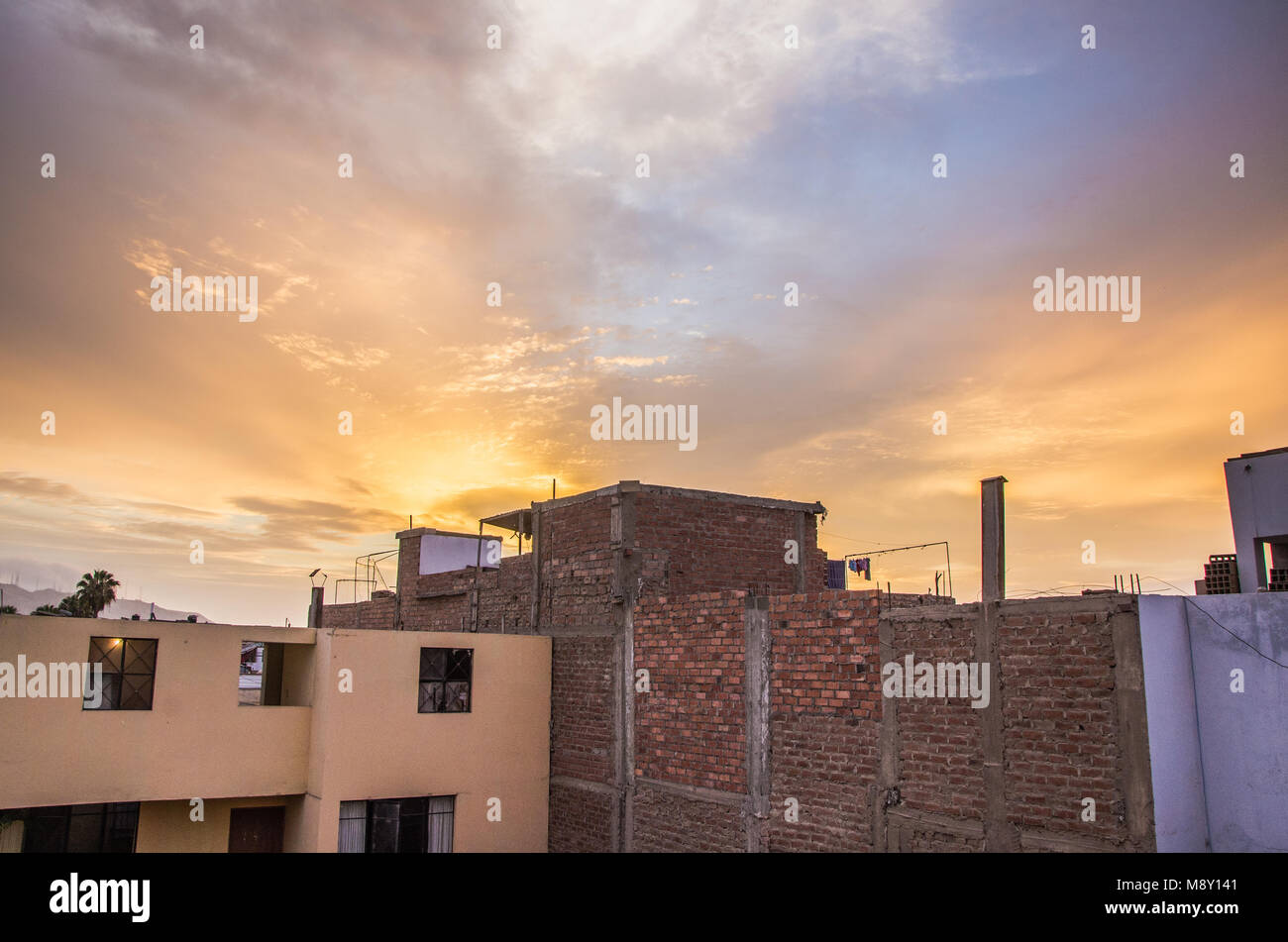 Modern house roof sunset hi-res stock photography and images - Alamy