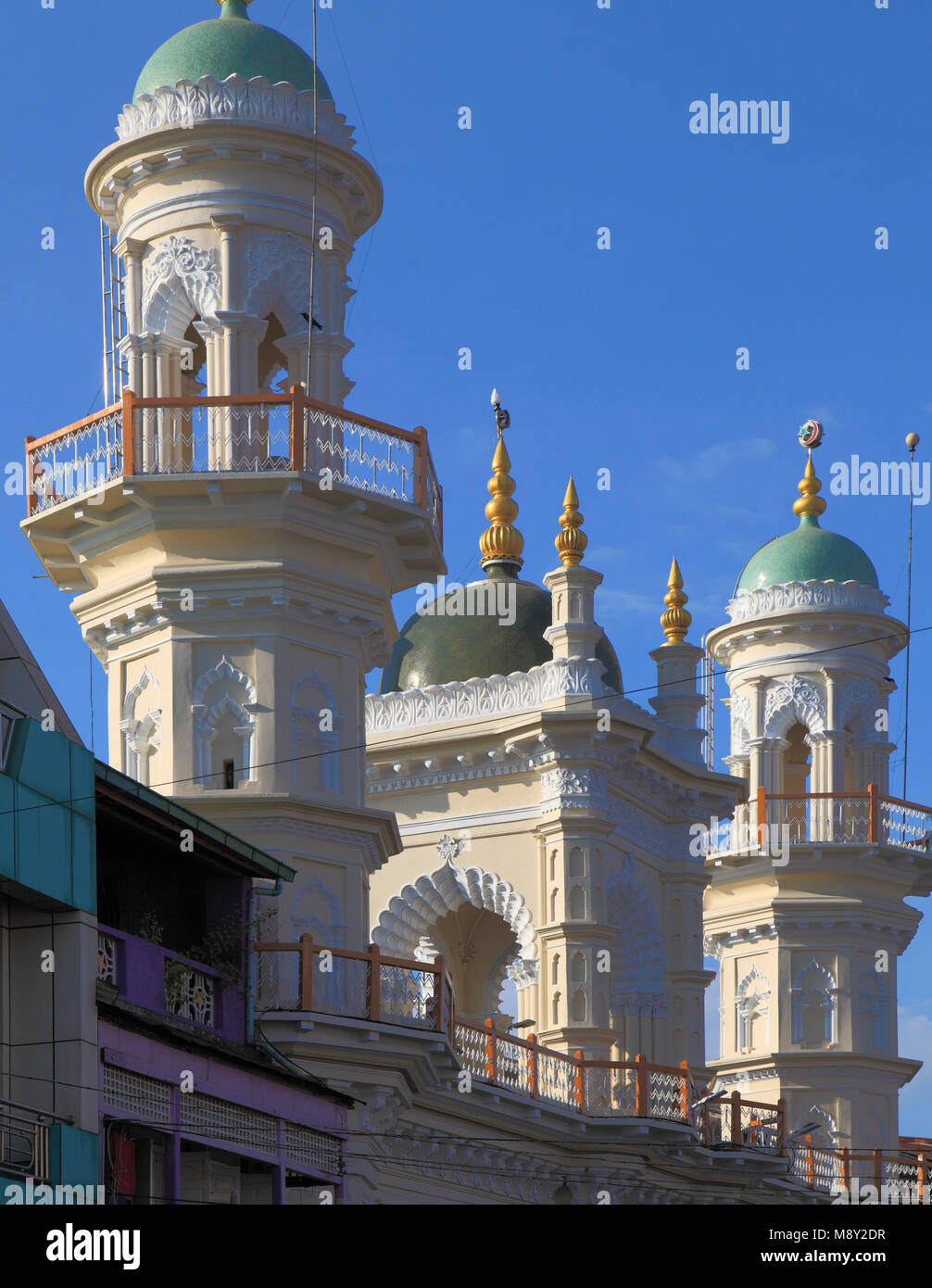 Sunni masjid hi-res stock photography and images - Alamy