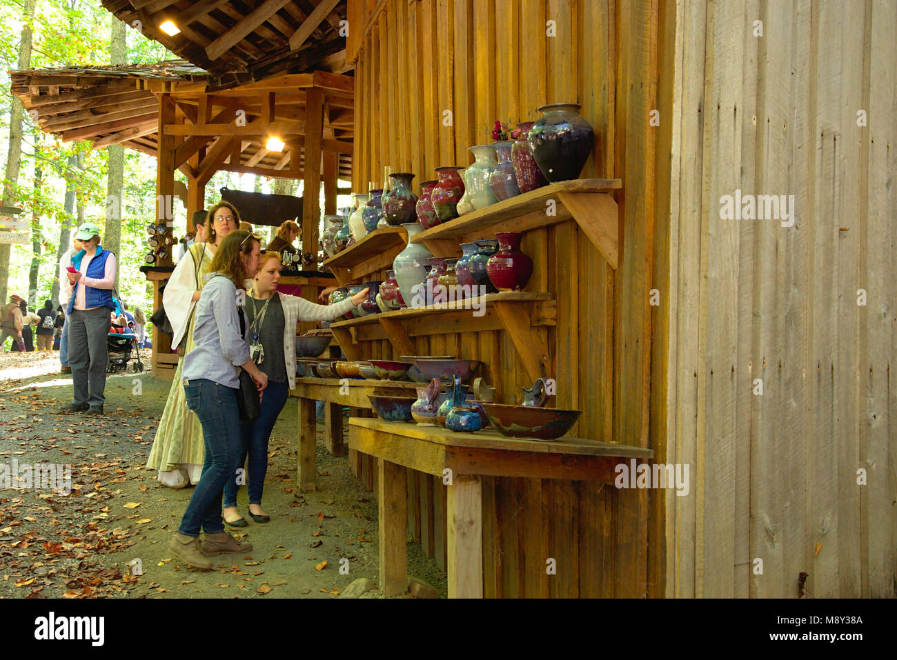 16th century pottery on hi-res stock photography and images - Alamy