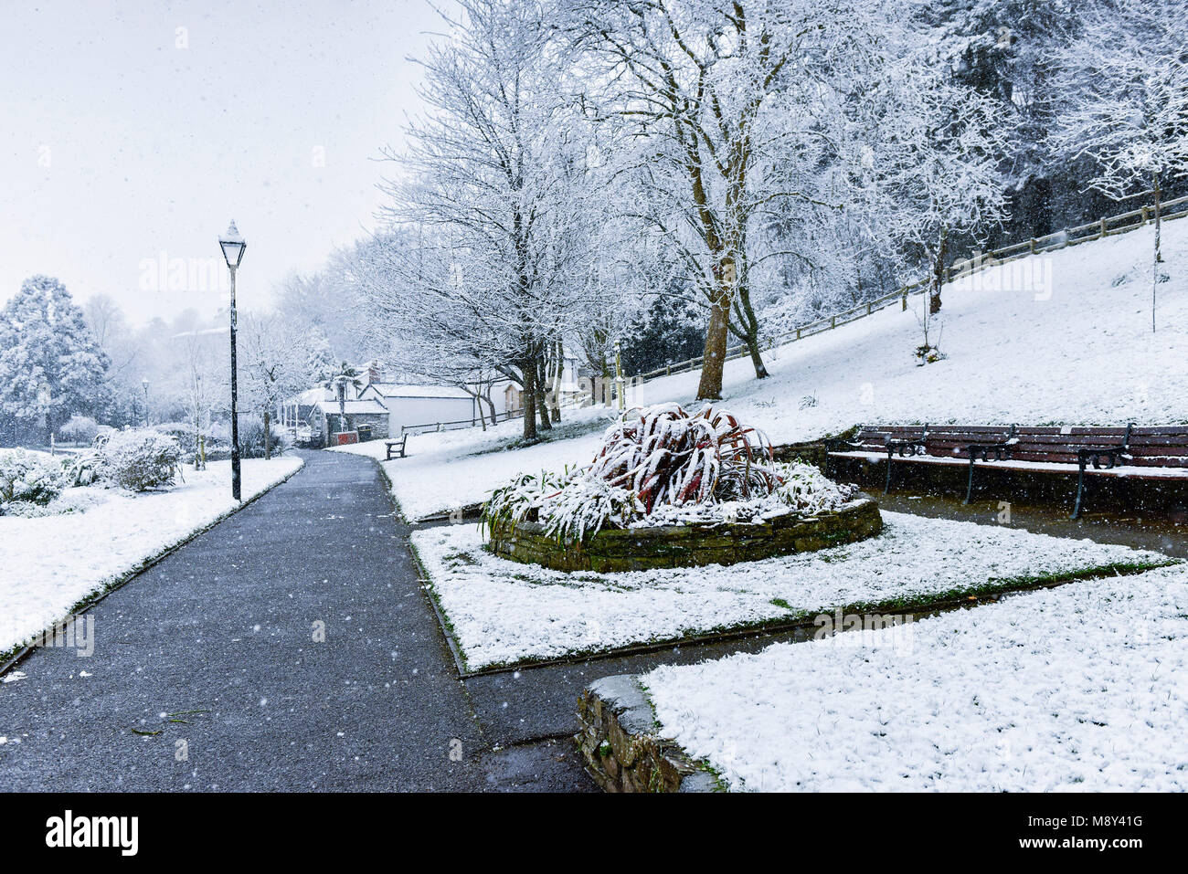 Snowing in Trenance Gardens in Newquay Cornwall Stock Photo - Alamy