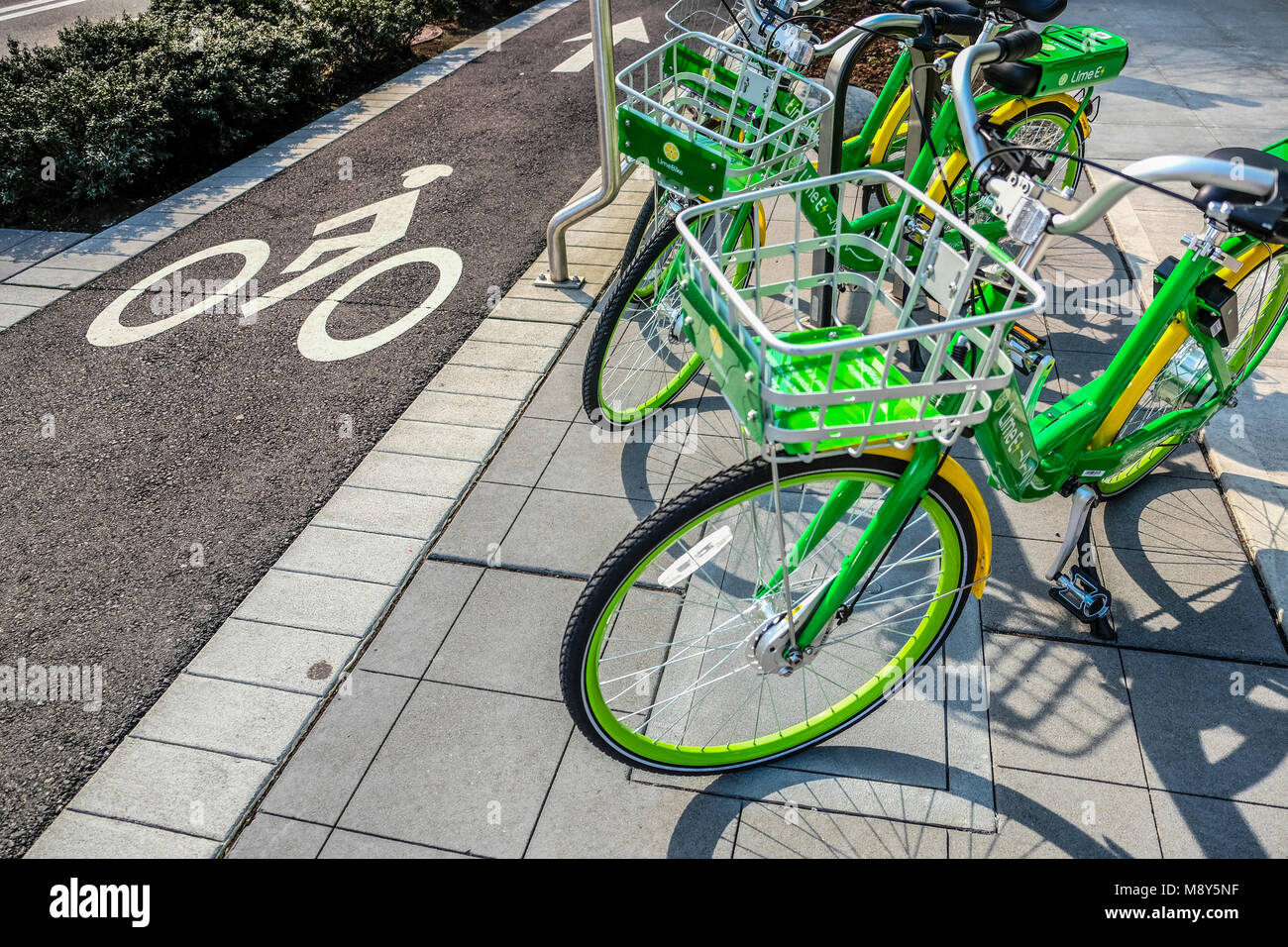 Designated bike lane with clear sign hi-res stock photography and ...