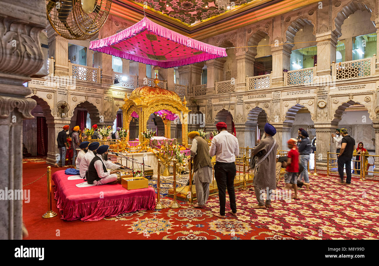 Sikh Temple - Delhi Stock Photo - Alamy