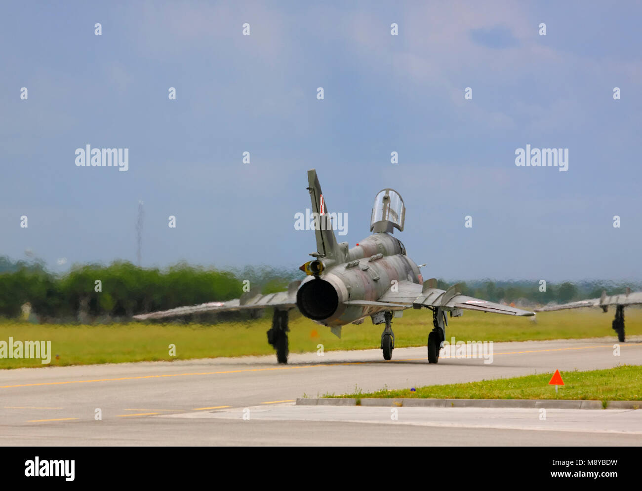 Sukhoi su 17 fitter hi-res stock photography and images - Alamy