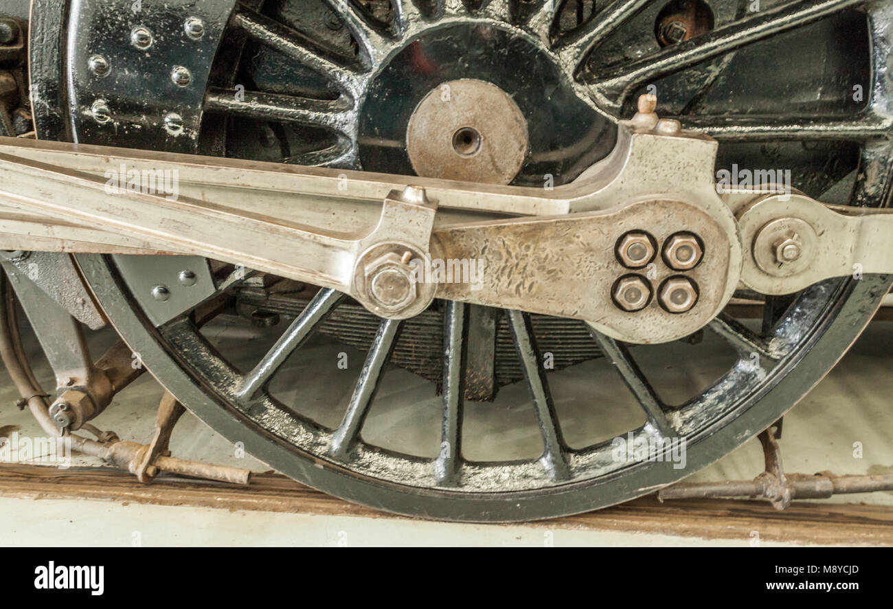 Close up of a wagon wheel at the Locomotion, National Railway Museum ...