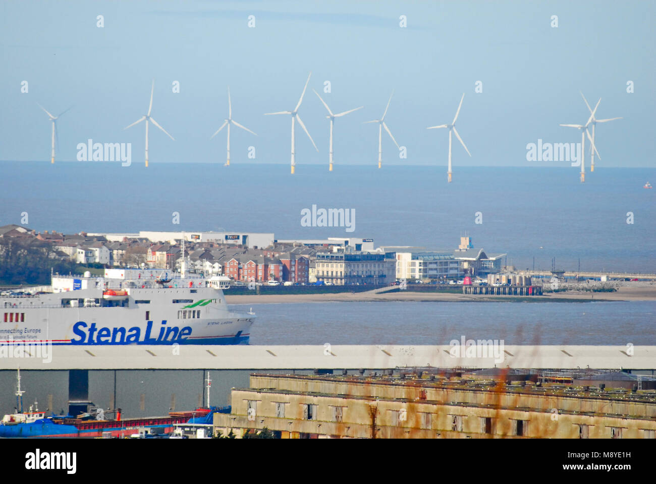 Wirral peninsula views hi-res stock photography and images - Alamy