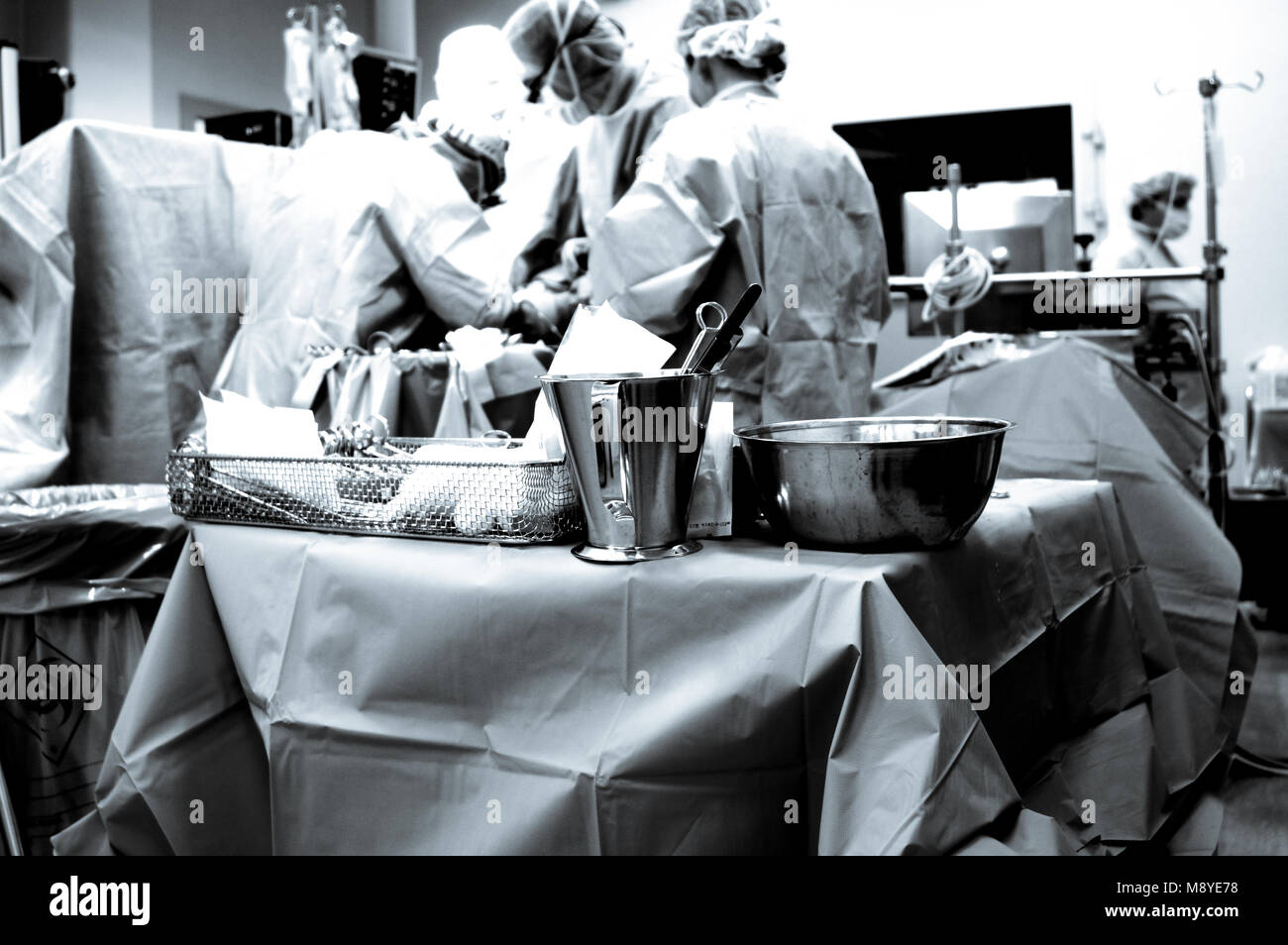 Surgeons at work Stock Photo - Alamy